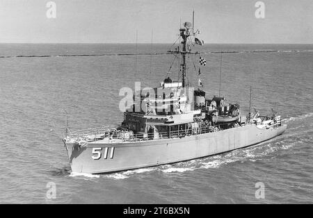 USS Affray (MSO-511) underway in 1960 Stock Photo - Alamy