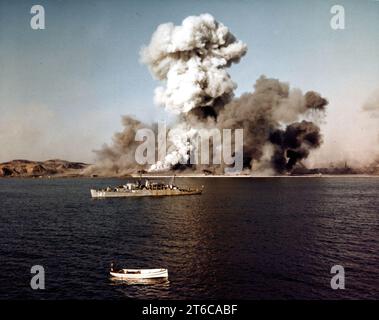 USS Begor (APD-127) off Hŭngnam, Korea, on 24 December 1950 Stock Photo ...