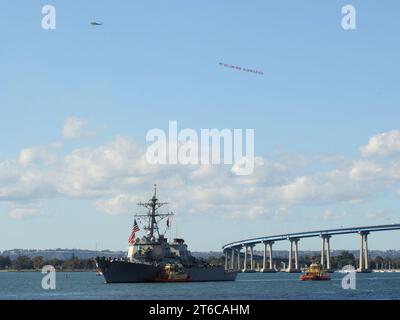 The USS Benfold returns to Naval Station San Diego after completing its ...