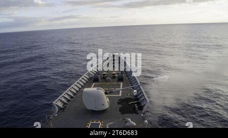 USS Chosin operations 150127 Stock Photo - Alamy