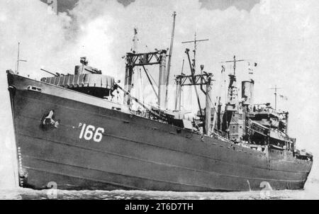 USS Comet (AP-166 Stock Photo - Alamy
