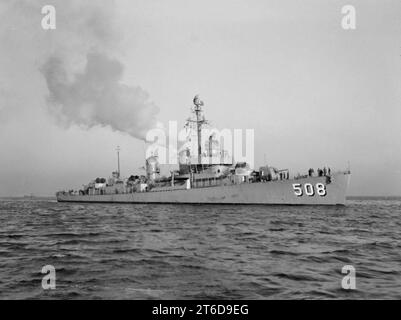 USS Cony (DDE-508) underway on 15 December 1949 (24746319 Stock Photo ...