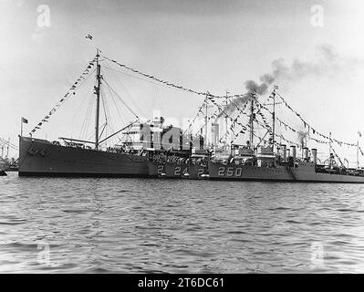 USS Dobbin (AD-3) with destroyers at San Diego in 1932 Stock Photo - Alamy