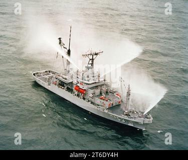USS Grapple (ARS-53 Stock Photo - Alamy