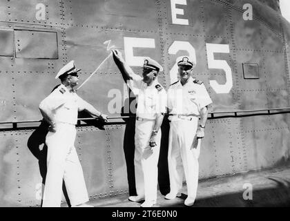 USS Grenadier (SS 525) 2 Stock Photo - Alamy