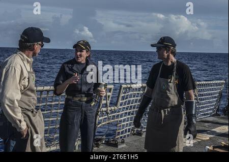 USS Halsey steel beach barbecue 141106 Stock Photo - Alamy