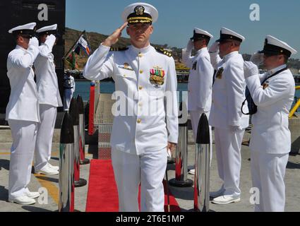 Calif., change of command ceremony, Los Angeles-class fast attack ...