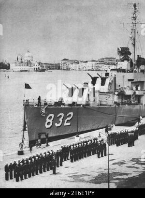 USS Hanson (DD-832) at Venice in 1948 Stock Photo - Alamy