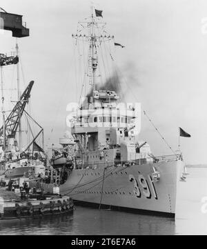 USS Henley (DD-391) - 19 Stock Photo - Alamy