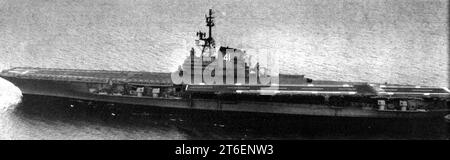 USS Midway (CVA-41) underway October 1965 Stock Photo - Alamy