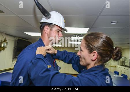 USS Monterey activity 130808 Stock Photo - Alamy
