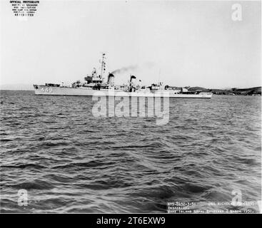 USS Nicholas (DD-449) off the Mare Island Naval Shipyard, California ...