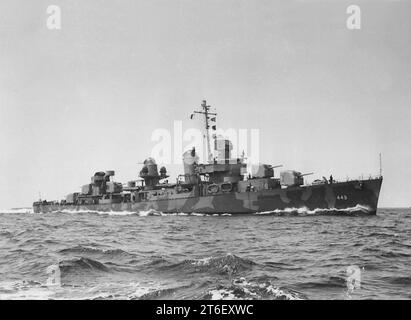 USS Nicholas (DD-449) underway during trials on 28 May 1942 Stock Photo ...