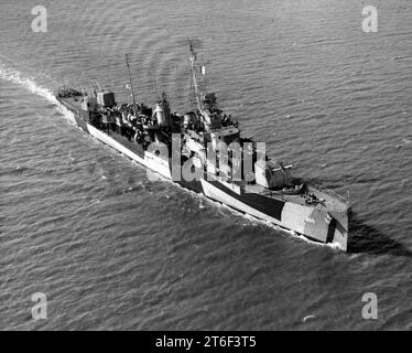 USS Phelps (DD-360) underway at sea on 27 May 1944 Stock Photo - Alamy