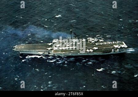 USS Ranger (CVA-61) underway in the early 1970s Stock Photo - Alamy
