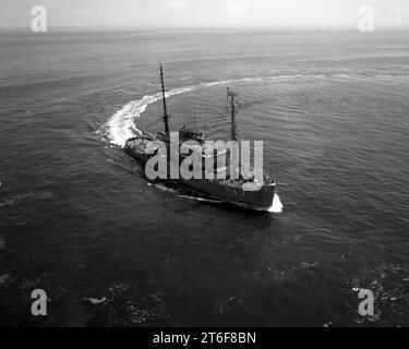 USS Recovery (ARS-43) underway in the Atlantic Ocean on 5 November 1969 ...