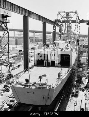 USS Reid FFG-30 Stock Photo - Alamy