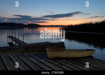 Lake Waginger See, jetty at sunset, Kuehnhausen, Berchtesgadener Land ...
