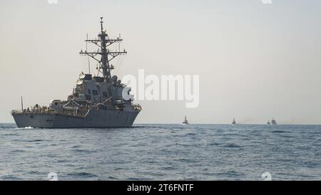 USS STOUT (DDG 55) IRAQI NAVY BILATERAL EXERCISE DEPLOYMENT 2016 160815 ...
