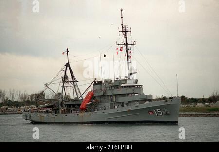 USS Sunbird (ASR-15) entering Port Canaveral, Florida (USA), 1 February ...