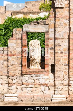 Statue in Badajoz (Extremadura), Spain Stock Photo - Alamy