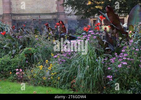 Impressionen aus dem Zentrum der Stadt Viernheim in Hessen Stock Photo ...