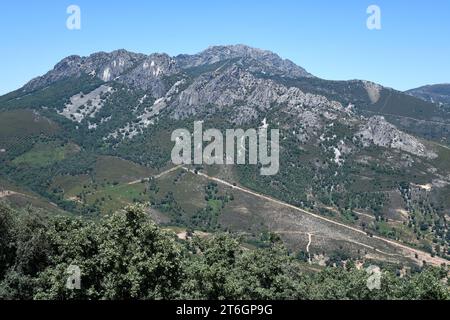Armorican quartzites in Pico Villuercas. Villuercas-Ibores-Jara Geopark ...