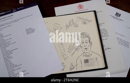 Signatures in autograph book Stock Photo - Alamy
