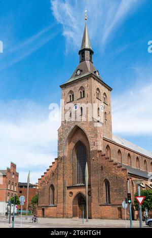 Denmark, Funen, Odense, Old Town, Sankt Knuds Kirke, Flakhaven Stock ...