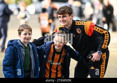 Hull City fans arrives ahead of the Sky Bet Championship match Hull ...
