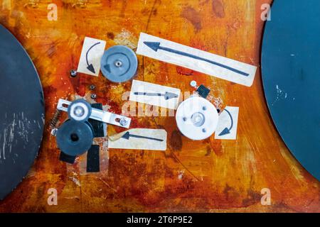 Machine for perforating film material, grant from VG Bild-Kunst ...