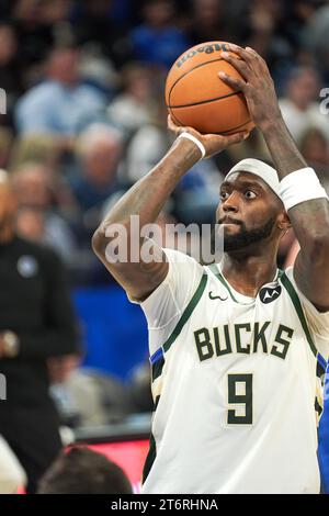 Milwaukee Bucks forward Bobby Portis Jr. drives to the basket during ...