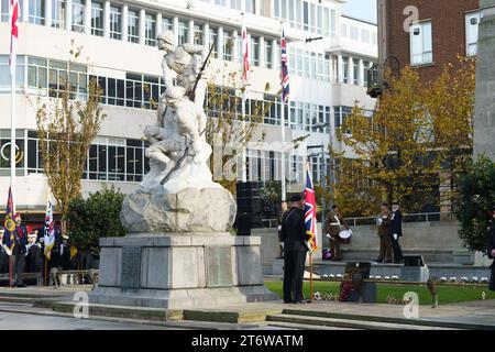 War memorial cenotaph in Hull, Yorkshire, UK Stock Photo - Alamy