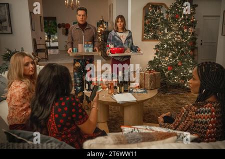 JENNIFER GARNER in FAMILY SWITCH (2023), directed by MCG. Credit: Grey ...