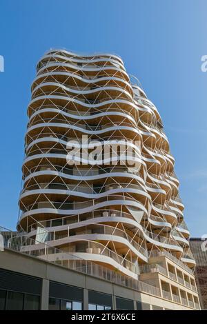 Site of the new architectural madness: Higher Roch, 50 m high tower ...