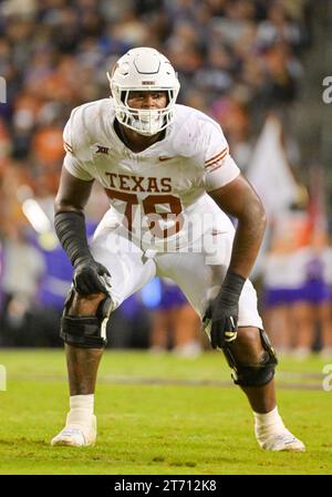 Texas offensive lineman Kelvin Banks Jr. runs a drill at the NFL ...