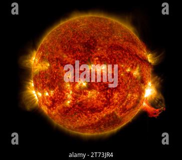 NASA's Solar Dynamics Observatory (SDO) captured images of two ...