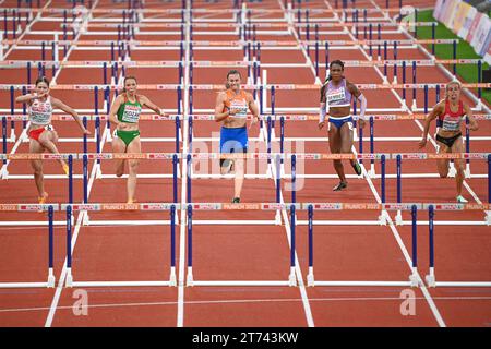 Pia Skrzyszowska, Luca Kozak, Nadine Visser, Cindy Sember, Mette ...