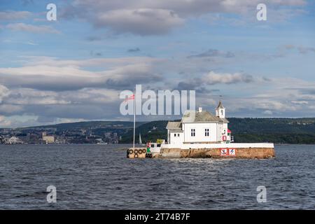 A picture of the Dyna Fyr restaurant Stock Photo - Alamy