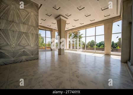 Entrance Hall In A Vacant Administration Building Stock Photo - Alamy