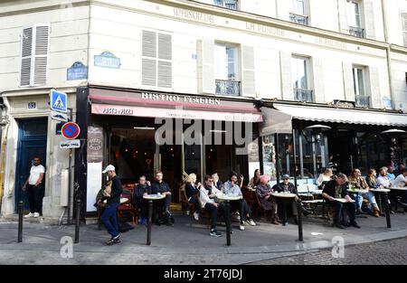 Place de la Contrescarpe in the Latin Quarter, Paris, France Stock ...