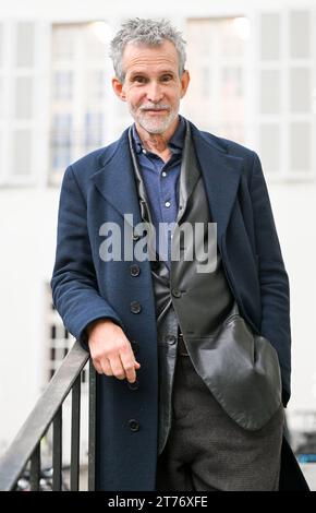 PRODUCTION - 10 November 2023, Berlin: The actor Ulrich Matthes on the ...