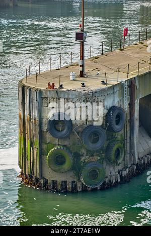 Harbour Wall Dover Stock Photo - Alamy