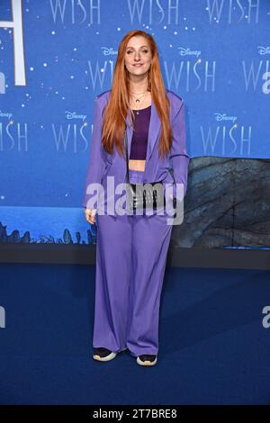 Lara Trautmann bei Premiere des neuen Disney-Films WISH im Zoo Palast ...