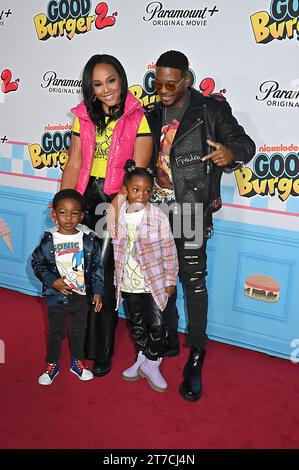 Kel Mitchell, wife Asia Lee-Mitchell and family at the Nickelodeon Kids ...