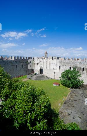 Castle of Emperor Frederick Ii. Meadow. Tuscany. Italy Stock Photo - Alamy