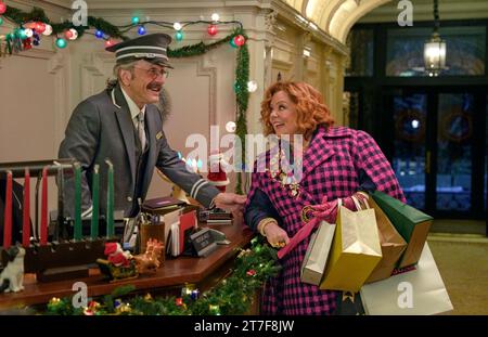 Genie 2023 Melissa McCarthy Stock Photo - Alamy