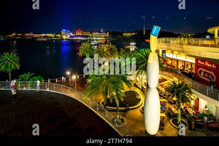 VivoCity shopping mall near Sentosa island, Singapore Stock Photo - Alamy