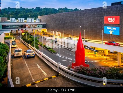VivoCity shopping mall near Sentosa island, Singapore Stock Photo - Alamy