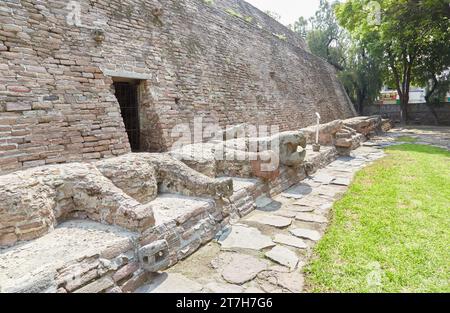 The pyramid of Tenayuca, the best-preserved Aztec temple Stock Photo ...
